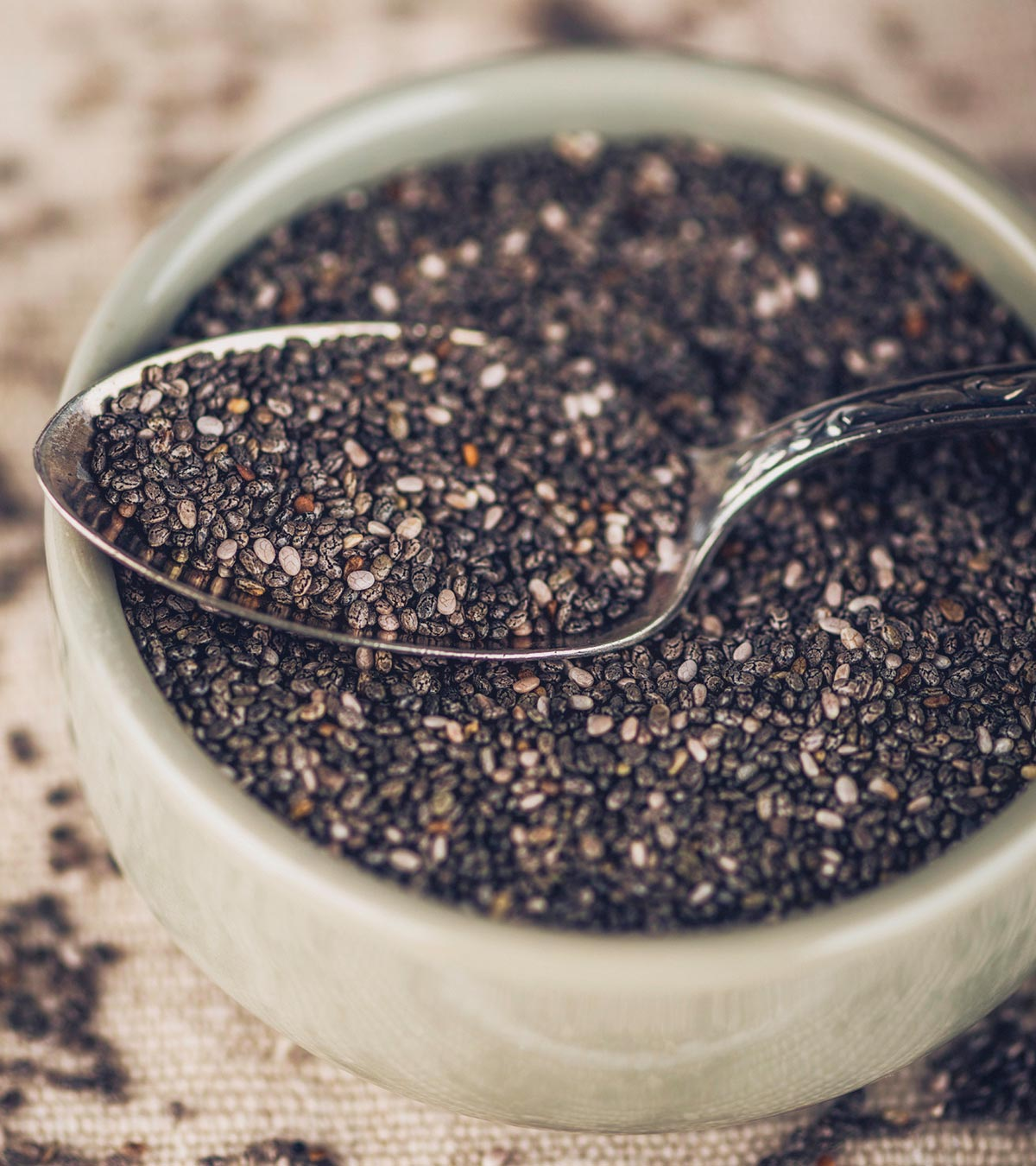 Nutritional Benefits of Chia Seeds and How to Use Them